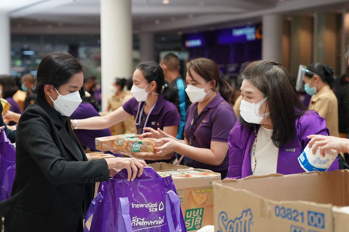 ไทยพาณิชย์จัดเตรียมถุงยังชีพบรรเทาทุกข์ผู้ประสบอุทกภัย