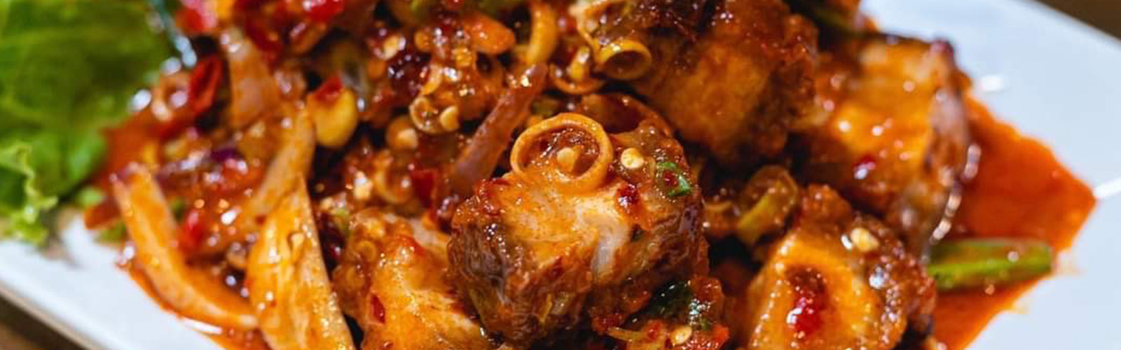 เล็กหงษ์ข้าวต้มปลา | แม่มณีชวนชิม