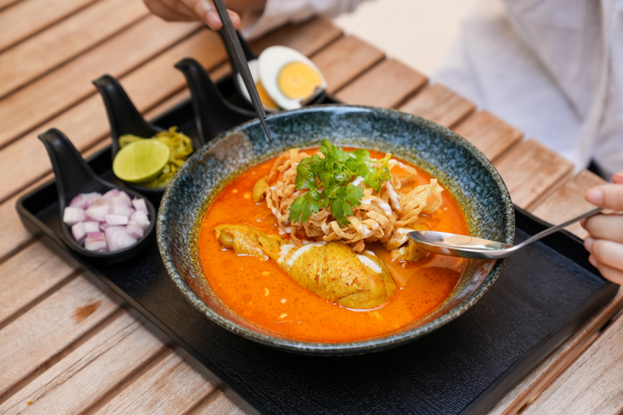Kanom สุขุมวิท 49 ร้านขนม ที่ไม่ได้มีดี แค่เมนูขนม I