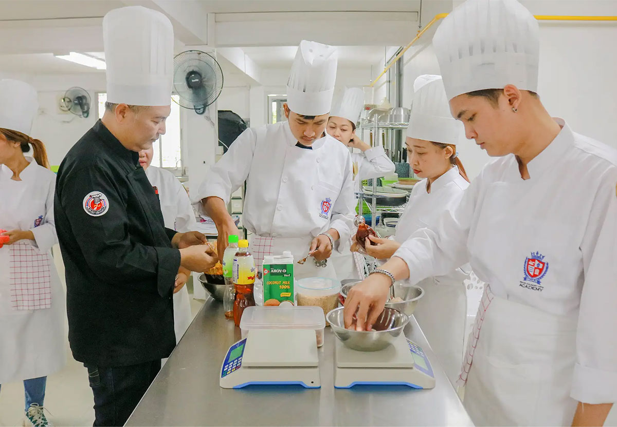 4 โรงเรียนสอนทำอาหารระยะสั้น พร้อมใบรับรอง เชื่อถือได้